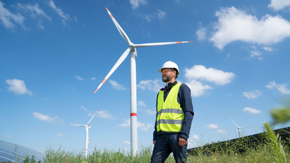 Wind turbines: Cable management and cable routing